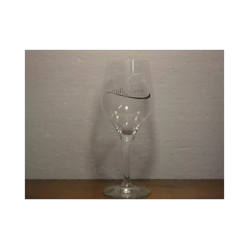 6 VERRES KRONENBOURG 1664 MILLESIME 25CL HT. 23CM