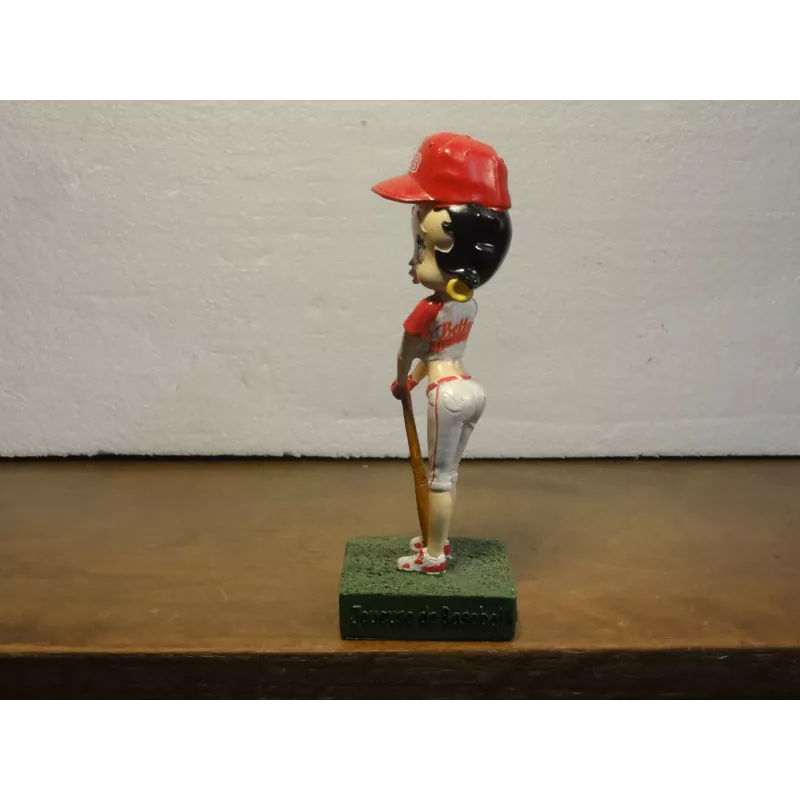 BETTY BOOP JOUEUSE DE BASEBALL HT. 14.20CM