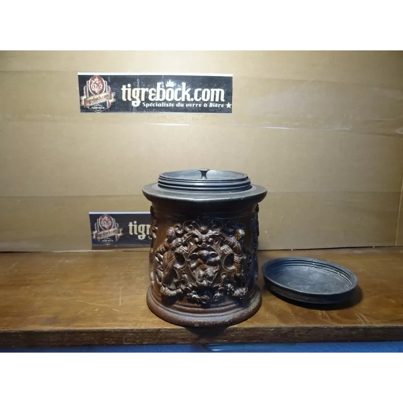 POT A TABAC HT 13CM DIAMETRE 12CM - Tigrebock