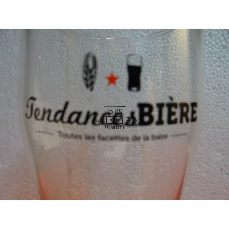 1 VERRE HEINEKEN 25CL HT 20CM