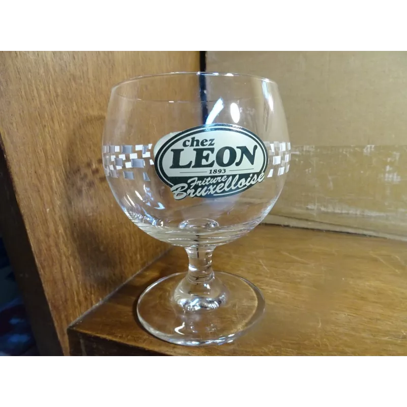 1 VERRE BIERE LEON 25CL HT 12.10CM