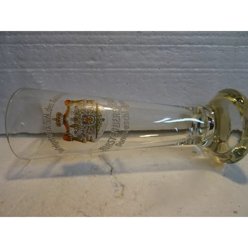 1 VERRE FURSTENBERG -BRAU 30CL HT.21.80CM