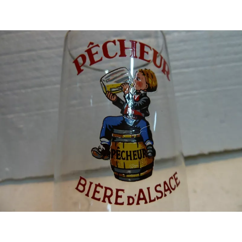 1 VERRE PECHEUR 25CL HT 15.40CM