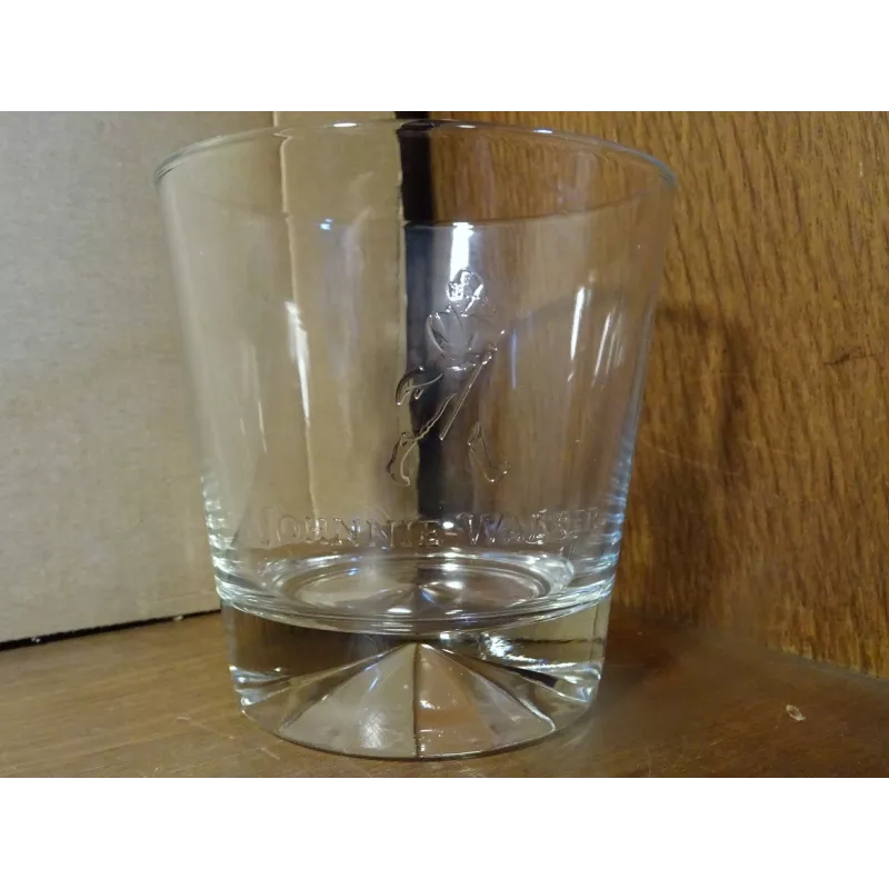 6 VERRES JOHNNIE WALKER GRAVES 25CL HT.9.60CM