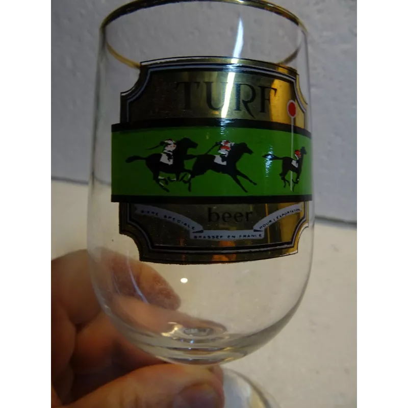 1 VERRE TURF 25CL HT.14.40CM