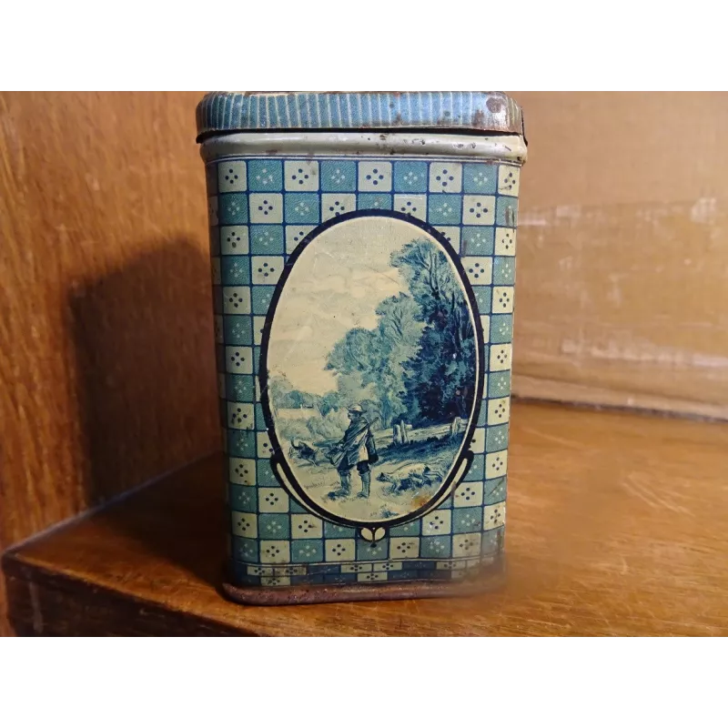 BOITE PATES 5.80CM X5.80CM X9.40CM