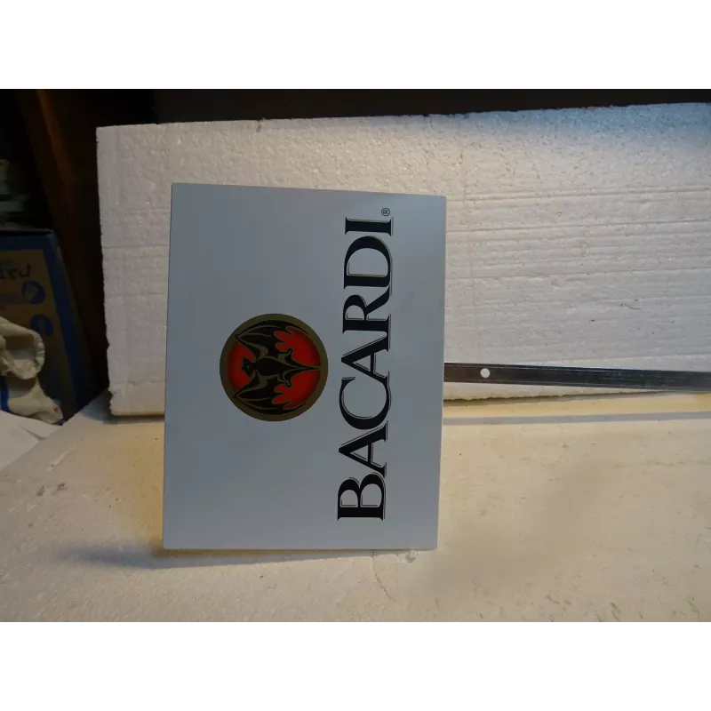 DOSEUR BACARDI 2/3CL POUR BOUTEILLE 1.5L