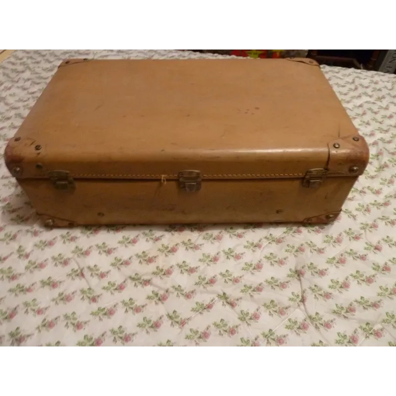 ANCIENNE VALISE 66CM X40CM X21CM