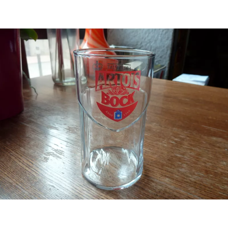 1 VERRE STELLA ARTOIS BOCK 25CL HT 12.20CM