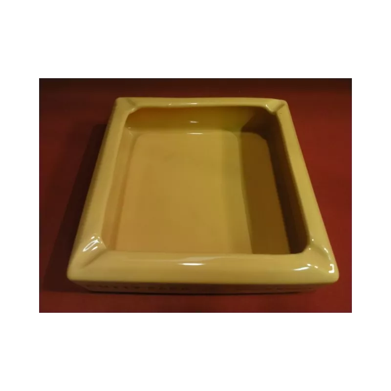 1 CENDRIER CUTTY SARK CARRE