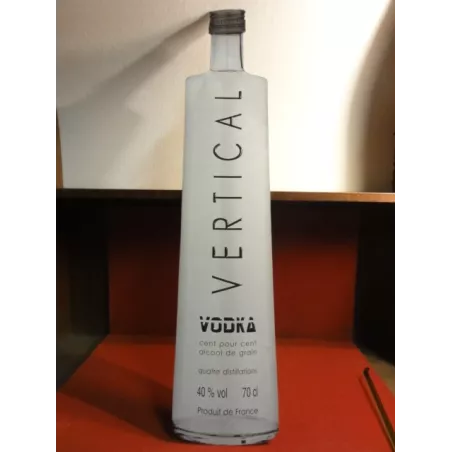 1 TOLE EMBOUTIE VODKA VERTICAL